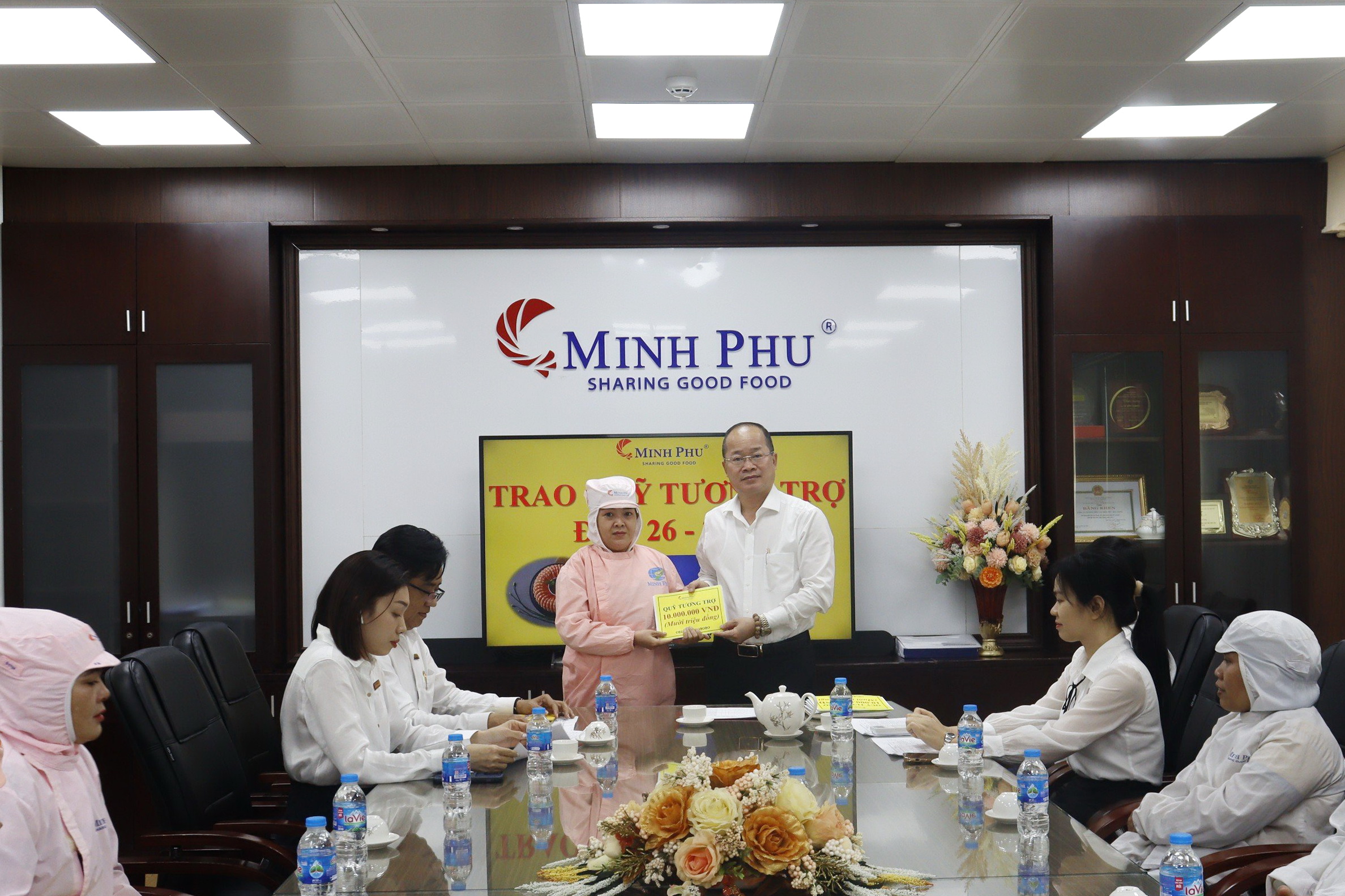 HÌNH ẢNH TRAO TIỀN QUỸ TƯƠNG TRỢ MPHG (ĐỢT 26)