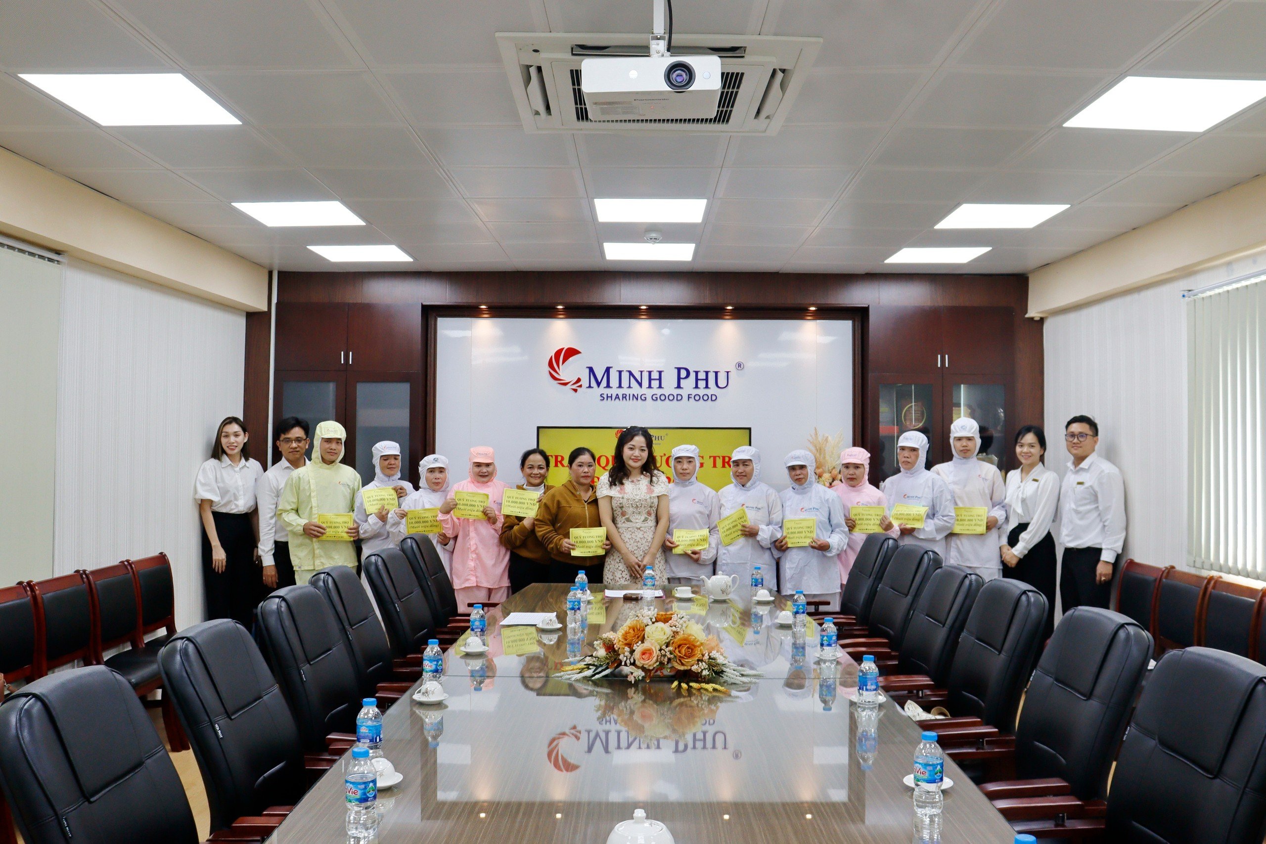 HÌNH ẢNH TRAO TIỀN QUỸ TƯƠNG TRỢ MPHG (ĐỢT 33)