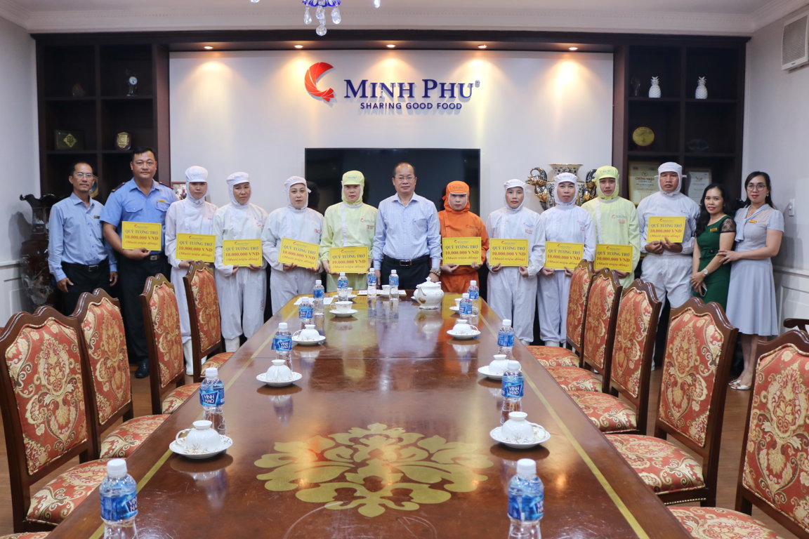 HÌNH ẢNH TRAO TIỀN QUỸ TƯƠNG TRỢ MPCM (ĐỢT 44)